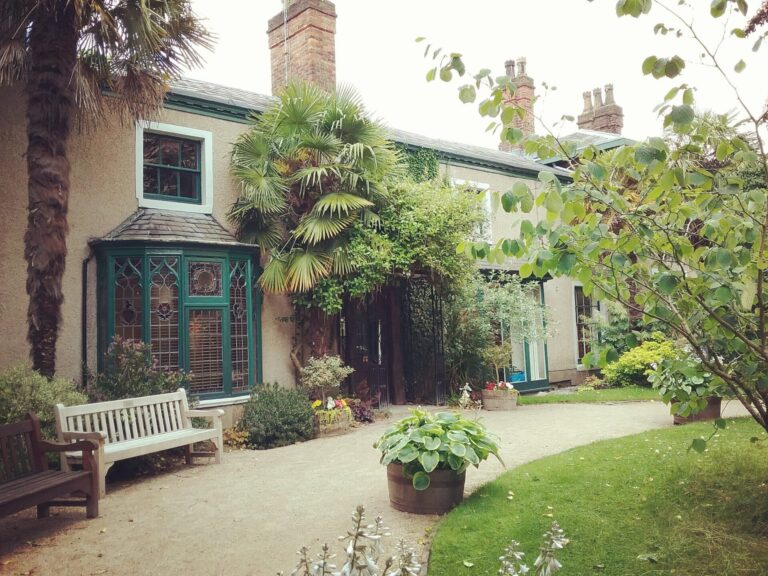 The Old Parsonage - South Manchester